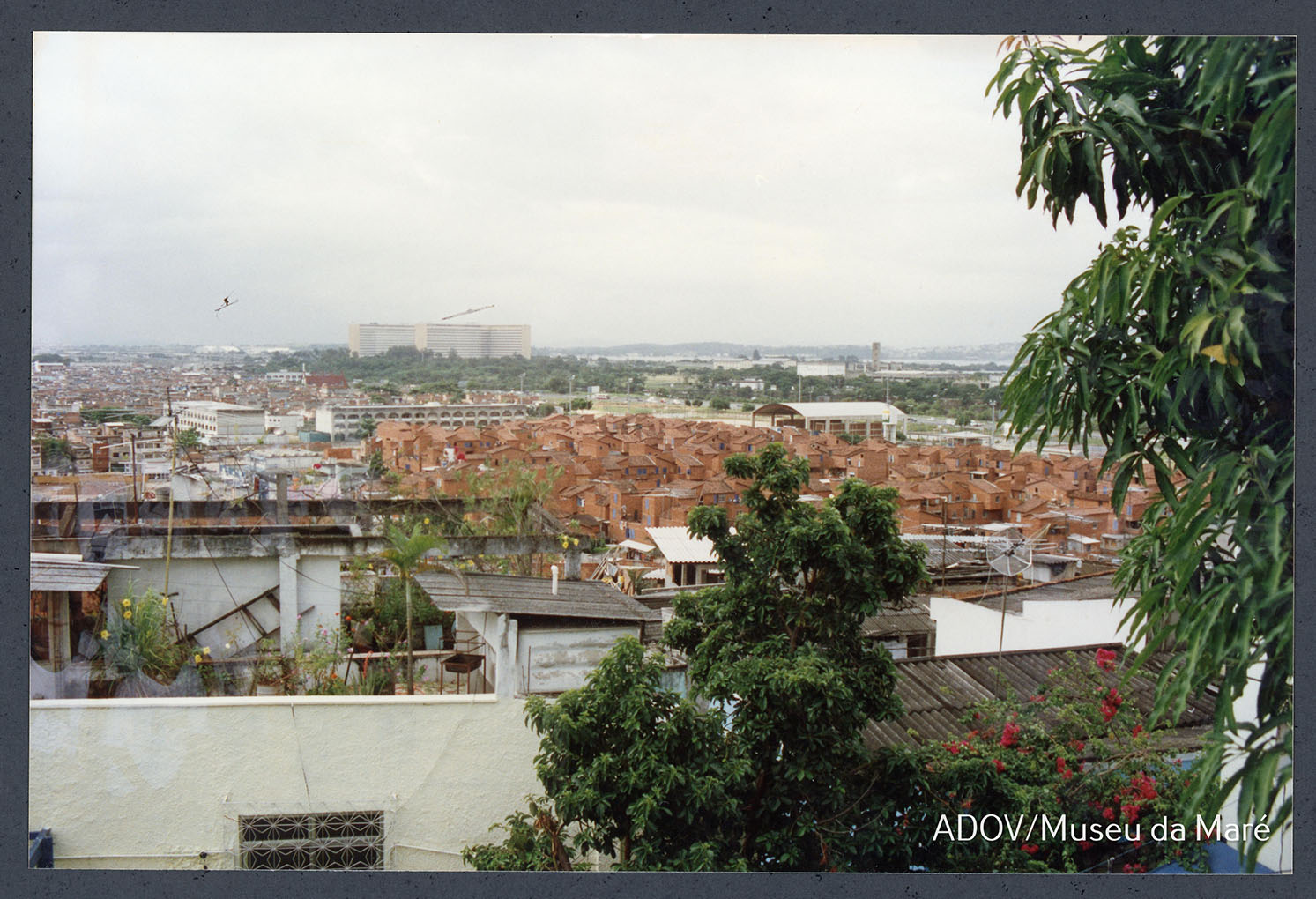 Vista panorâmica da Maré (década de 2000) - Museu da Maré